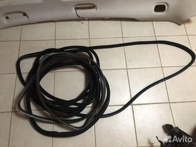 Уплотнитель дверного проёма Mercedes S221 W221 купить в Москве ...