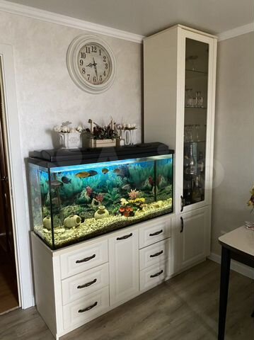 Аквариум на 300 л с мебелью